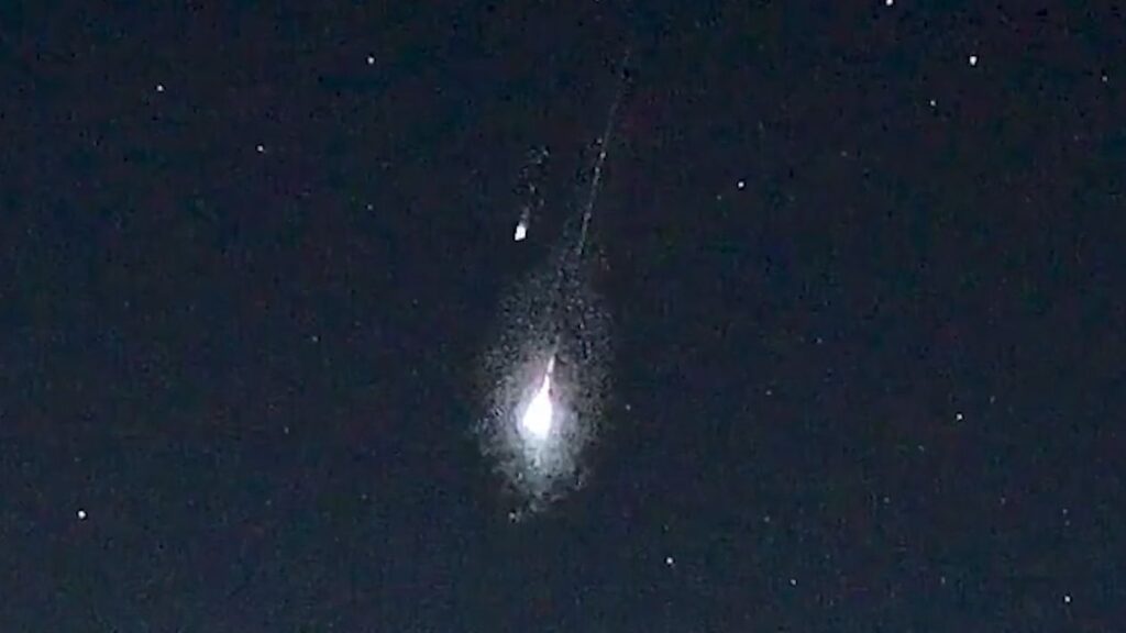 Spectacular 'Double Fireball' Phenomenon Explained: A Trick of Light ...